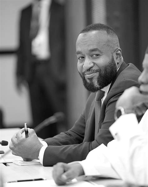 Lack Of Manners Cs Hassan Joho Called Out After He Was Captured On