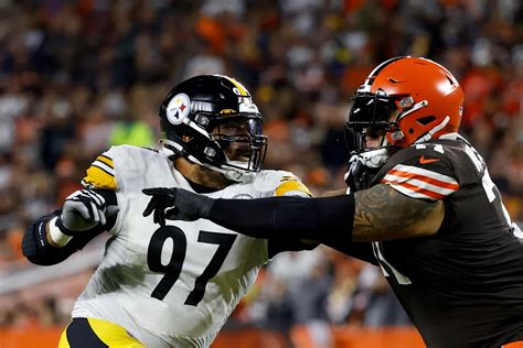 Browns Dodge A Bullet Steelers Cameron Heyward Set To Miss Mnf Matchup