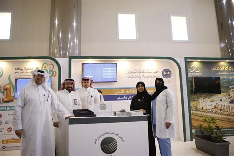 سعادة في عنيزة للمشاركة في الملتقى الأول لليوم العالمي لكبار السن