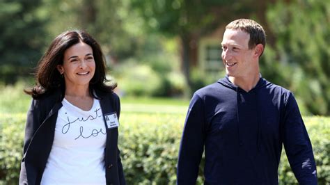 Sheryl Sandberg Former Facebook Coo To Step Down From Meta Board