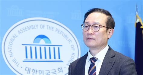 민주 탈당 홍영표 국민의힘이 최소 과반의석 넘기며 제1당 될 것