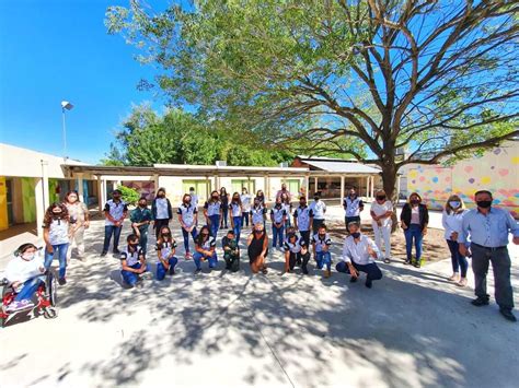 Tras un año sin clases presenciales los chicos de séptimo grado retornaron ayer a las aulas