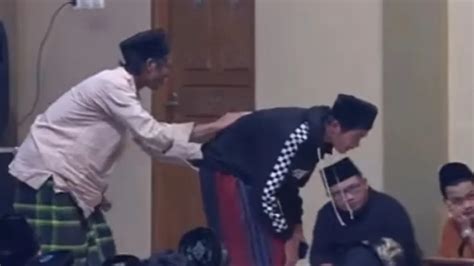 Kisah Lelaki Tobat Gara Gara Lihat Jemaah Gus Iqdam Yang Sangat Miskin