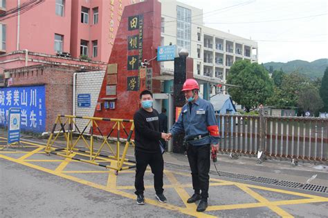 毕节市郊供电局优化电力线路 提升用电质量 服务