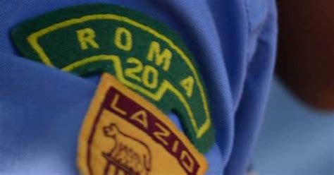Francesco el pequeño de 8 años vetado por los scouts de Roma por tener