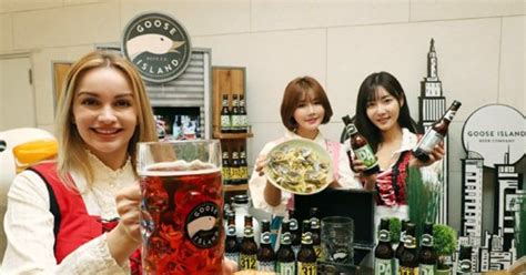 백화점서 옥토버 페스트 즐기세요