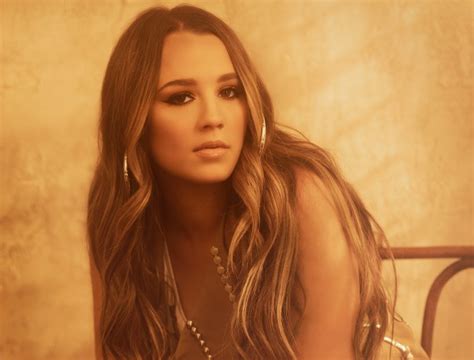 Gabby Barrett And Miranda Lambert Collab On Youre My Texas Megan