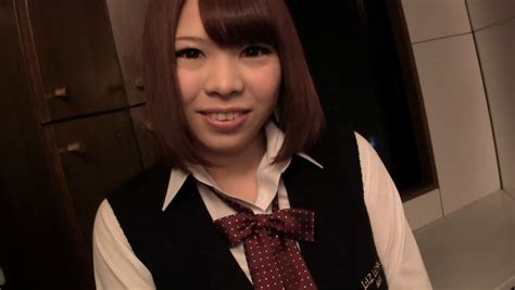【meru】娘の同級生がウチにお泊り。服の上からでもわかる程のモノ凄い爆乳！！しかもファザコンらしくまとわりついて 152277人気av女優