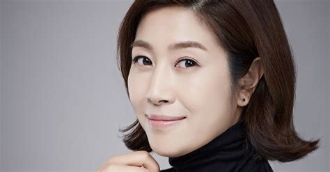 [윤옥영의 해외경매이야기] 피카소 장미시대 대표하는 고전주의 작품 1 241억원 기록적 낙찰가
