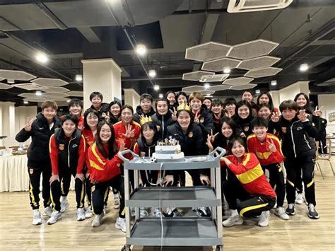 清醒备战找准定位 中国女足结束2023年首次海外拉练世界的发展联赛