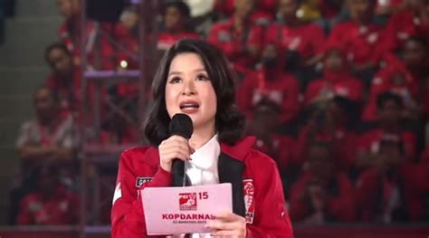 Giring Minta Maaf Ke Gibran Karena Kader Coba Pakaikan Jaket