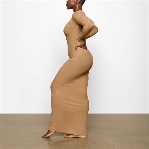 Soft Lounge Shimmer Crew Neck Long Dress Camel Skims