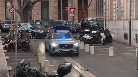 En Images Arrivée à Marseille Du Chef Présumé Du Gang De Narcotrafic