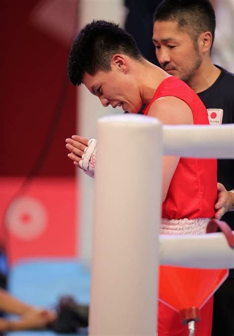 【写真特集】ボクシング 男子51キロ級 準決勝 坪井智也（自衛隊、浜松工高出） 中国・杭州アジア大会第12日｜あなたの静岡新聞