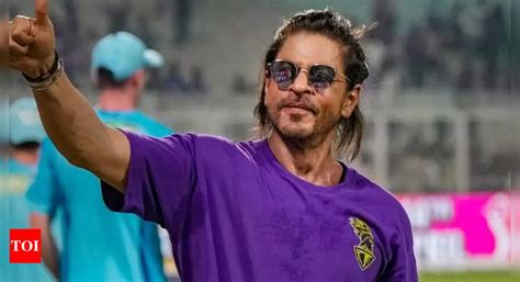 Shah Rukh Khan Gets Into A Heated Discussion With Ness Wadia Over Ipl
