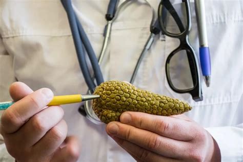 8旬翁身體無不適 胰臟卻長「3公分腫瘤」！醫曝胰臟病變5徵兆 中天新聞網