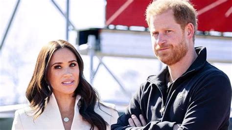 自《备胎》出版后，哈里和梅根首次公开亮相 知乎