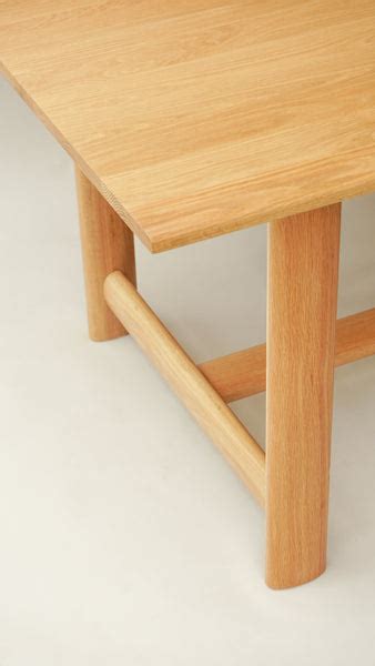 Toggle Table Hoog Furniture