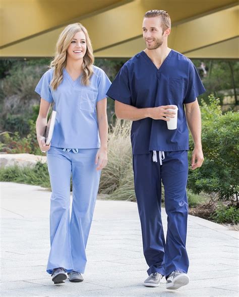 How To Pick The Perfect Work Uniform In Any Medical Field Coffeechat
