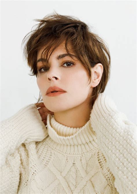 Emily Hampshire On The Rig Se2 ‘the Ancestors The Other Its Queer In A Way Exclusive