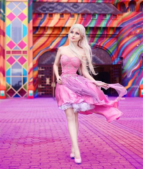 Real Life Human Dolls In Pictures Real Life Human Dolls Phenomena Pictures Pics Express