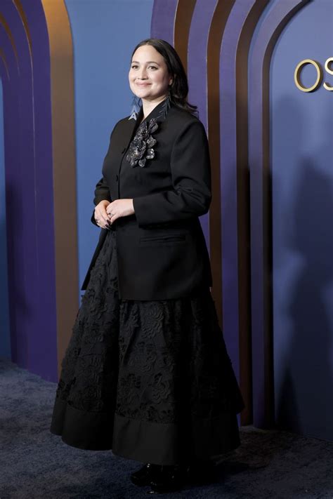 Lily Gladstone S Best Style Moments Prove She S A Fashion Powerhouse Marie Claire