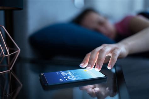 Utiliser Son Téléphone Comme Réveil Quels Risques Pour La Santé