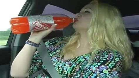 Kd Loud Car Belching 日本語で