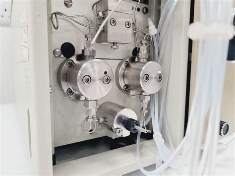 Waters Hplc System Including 2487 Detector 717 Autosampler 600s