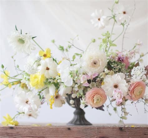 어느덧 5월 ㆍ ️kr ㆍ 부산플라워클래스 부산플라워레슨 부산꽃수업 플라워클래스 플라워레슨 부산웨딩 웨 Spring Flower