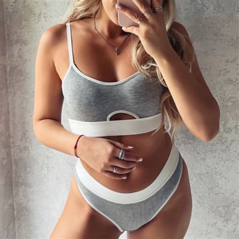 Women Seamless Bra Set Push Up Bra And Low Waist Thong Sports Adjust