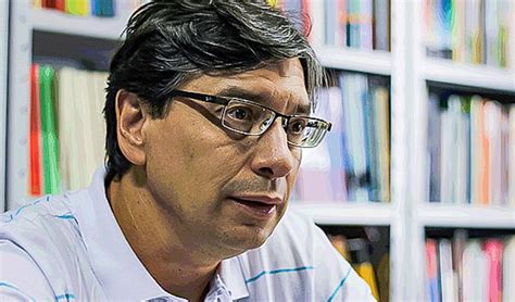 Pochmann é Hora De Tributar Os Mais Ricos Para Corrigir Distorções