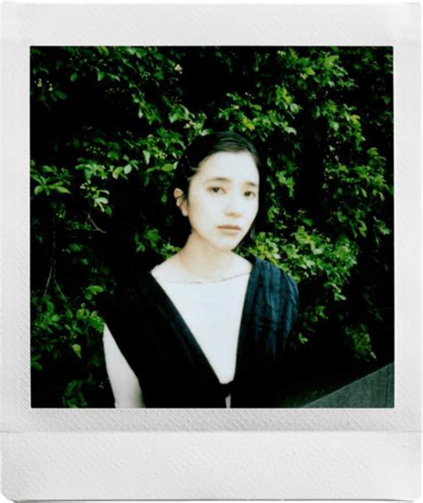 横田美憧 Square Upgallery Square Up Instax チェキ” スクエアフォーマットギャラリー ｜ Shutter Magazine