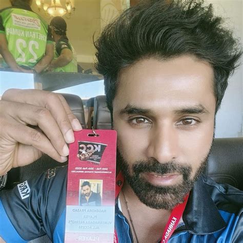 ‘தொட்டாசிணுங்கி பட நடிகர் நாகேந்திர பிரசாந்தின்… யாரும் அறியாத திருமண புகைப்படம் இதோ… Awake India