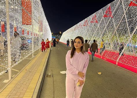 Hareem Shah Colgate Video Toothpaste Ad Who Is She Age