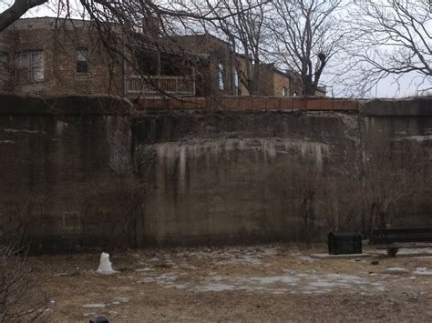 Chevanston Rogers Park Crumbling Retaining Wall Of Elevated Track Dubkin Park