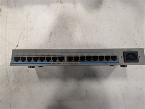 Used Centrecom Fs716txl Ethernet Switch Igam0030752