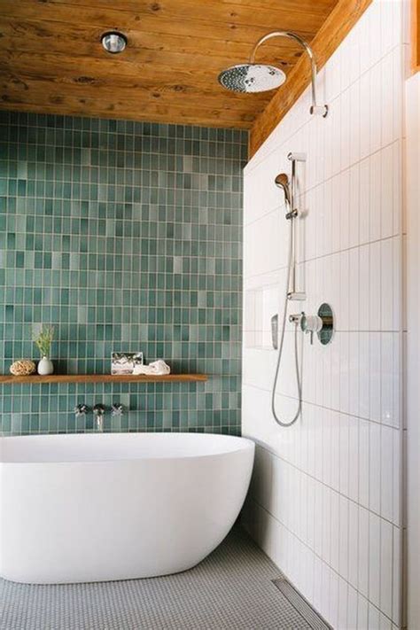 98 Catchy Skinny Tile Ideas For Bathrooms Digsdigs