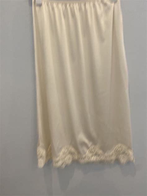 Nylon Womens Vintage Half Slip Beige Elastic Waist N Gem