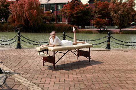 Master Massage 76cm Wide Master Del Ray™ Portable Massage Table Packag