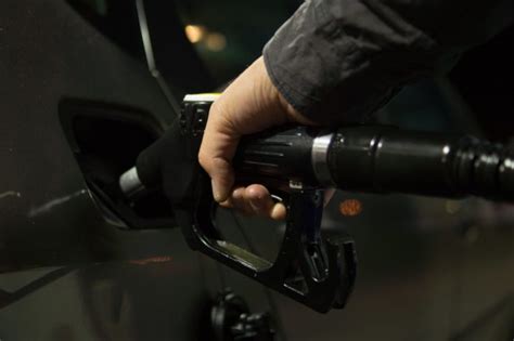 Qué pasa si echo diesel en un coche de gasolina