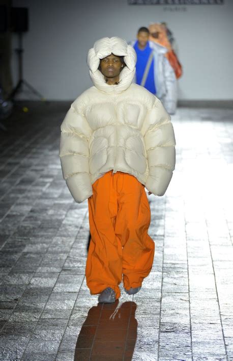 Csm Ma Fashion 2020 Ding Yun Zhang Collection