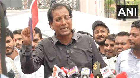 Rajendra Singh అసెంబ్లీలోకి వెళ్ల‌నివ్వ‌కుండా బ‌హిష్కృత మంత్రిని అడ్డుకున్నారు వీడియో