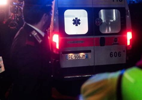Litiga Con La Moglie E Si Dà Fuoco Gravissimo Un 44enne