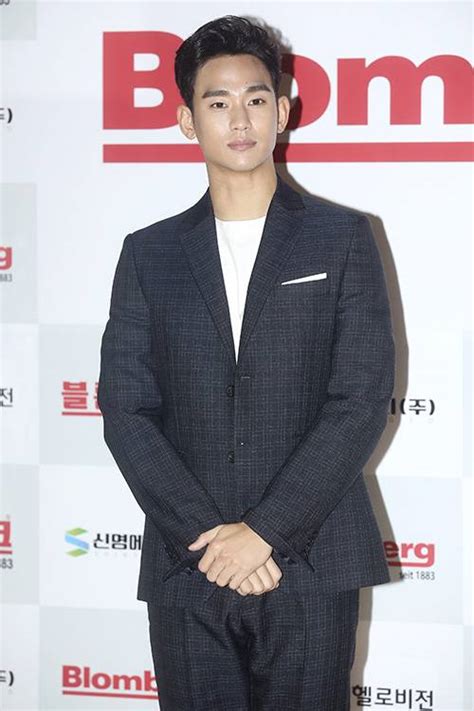 김수현 ‘200억 α 위약금 쇼크 직면