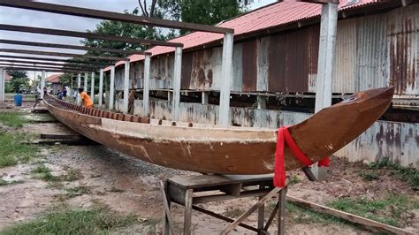 ទូកង រតនៈកុមារតេជោសែនជ័យ ថ្មី ជាស្នាដៃជាងភិន របស់វត្តកេវកុមារណែត