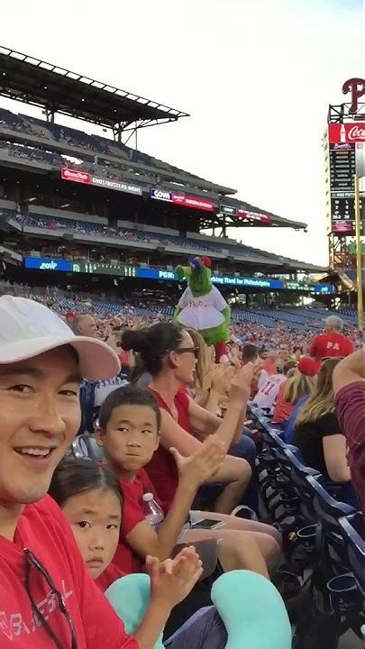 The Philly Phantic Thrusting In Public Youtube