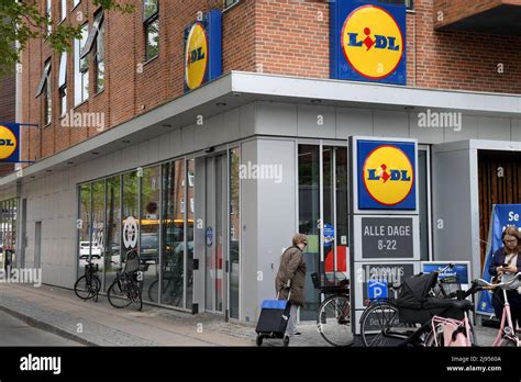Copenhagen Denmark 20 May 2022 German Lidl Grocery Store Chin In