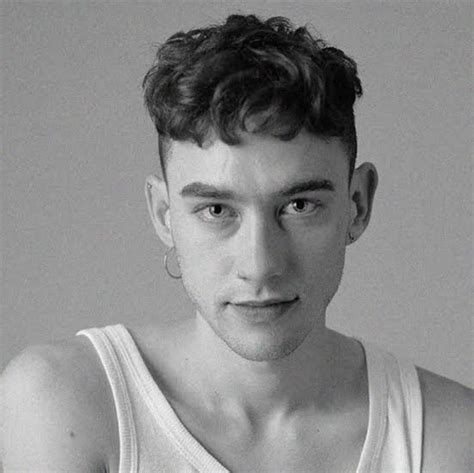 Language Olly Alexander Letrascom