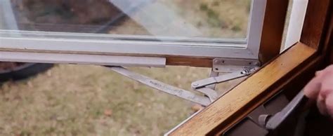 Different Types Of Window Cranks For Commercial Windows